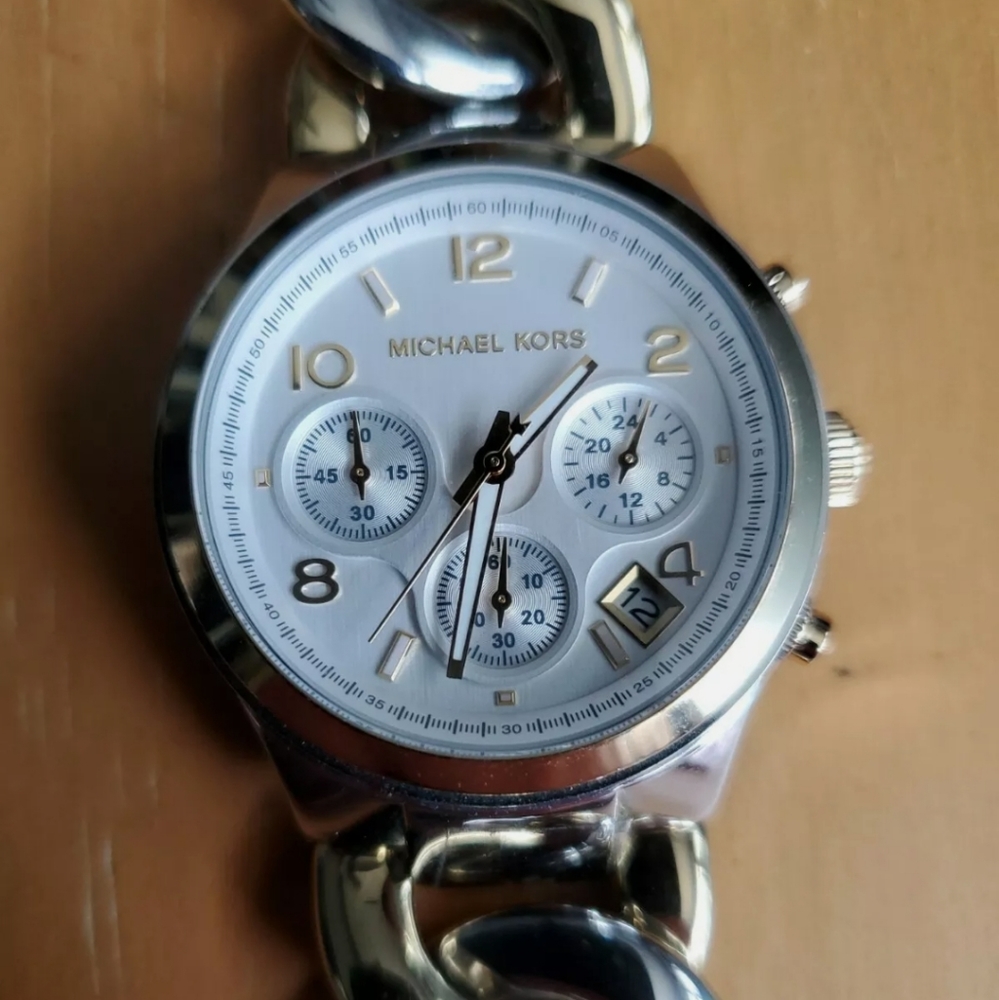 Michael Kors Runway Mk-3199 White Dial Lady's Watch G… - Gem